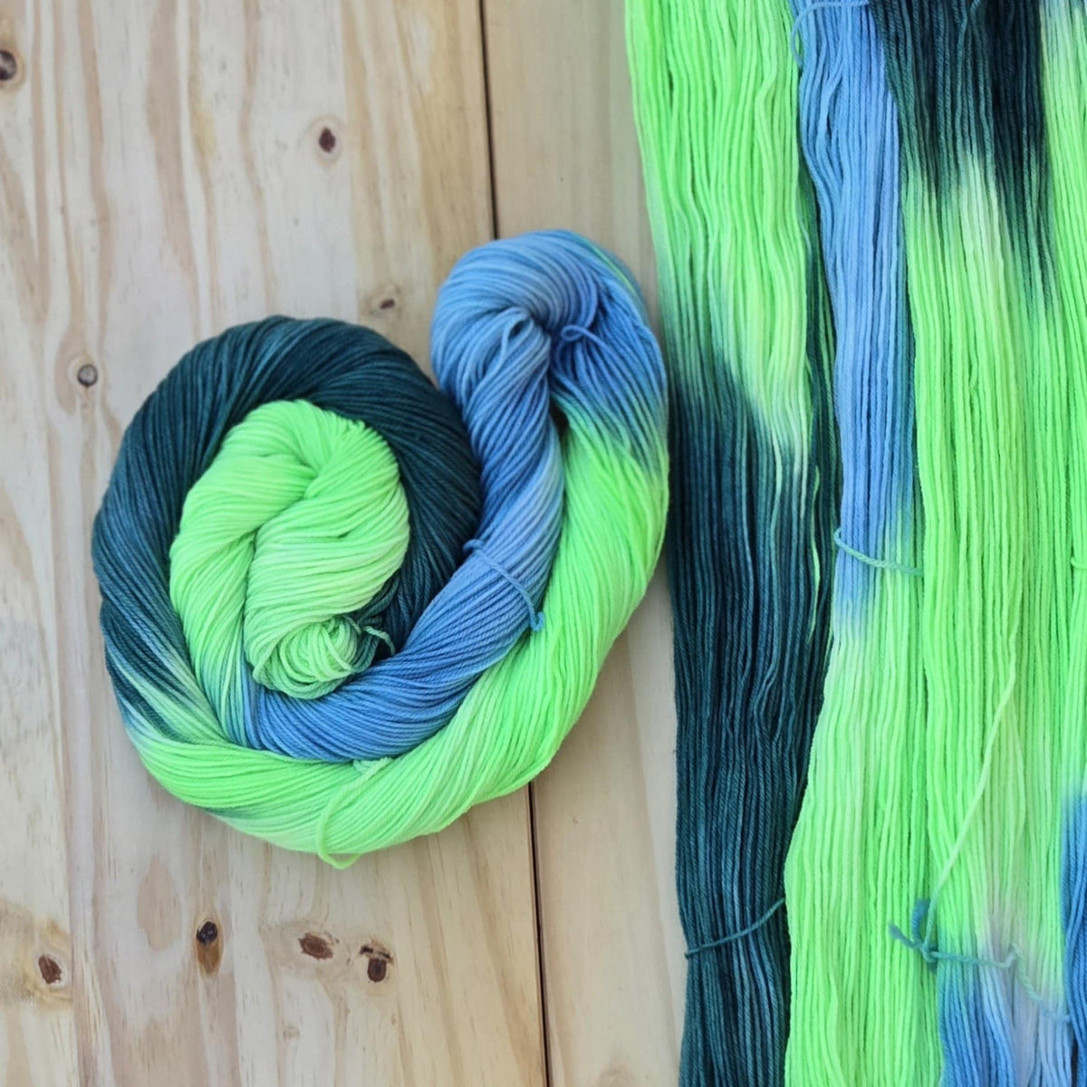 London Frog - Yarn – Oink Pigments
